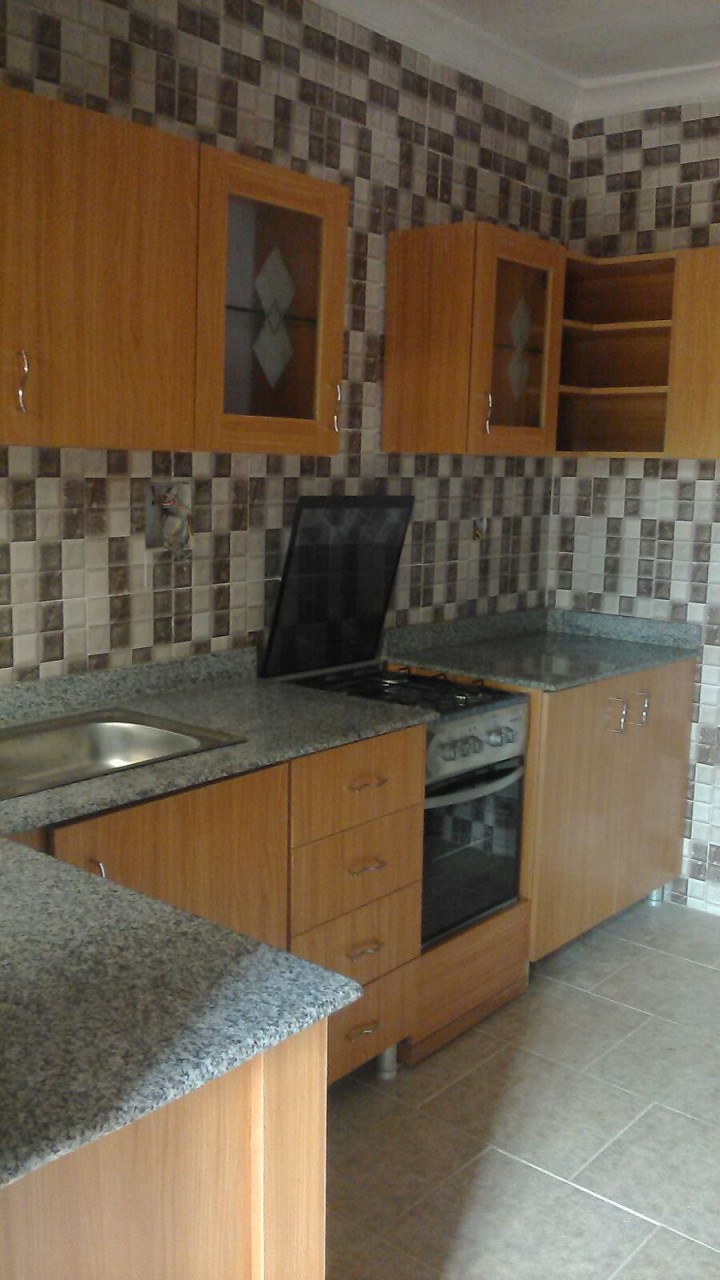 Dorman Kitchen Cabinet - Frakem