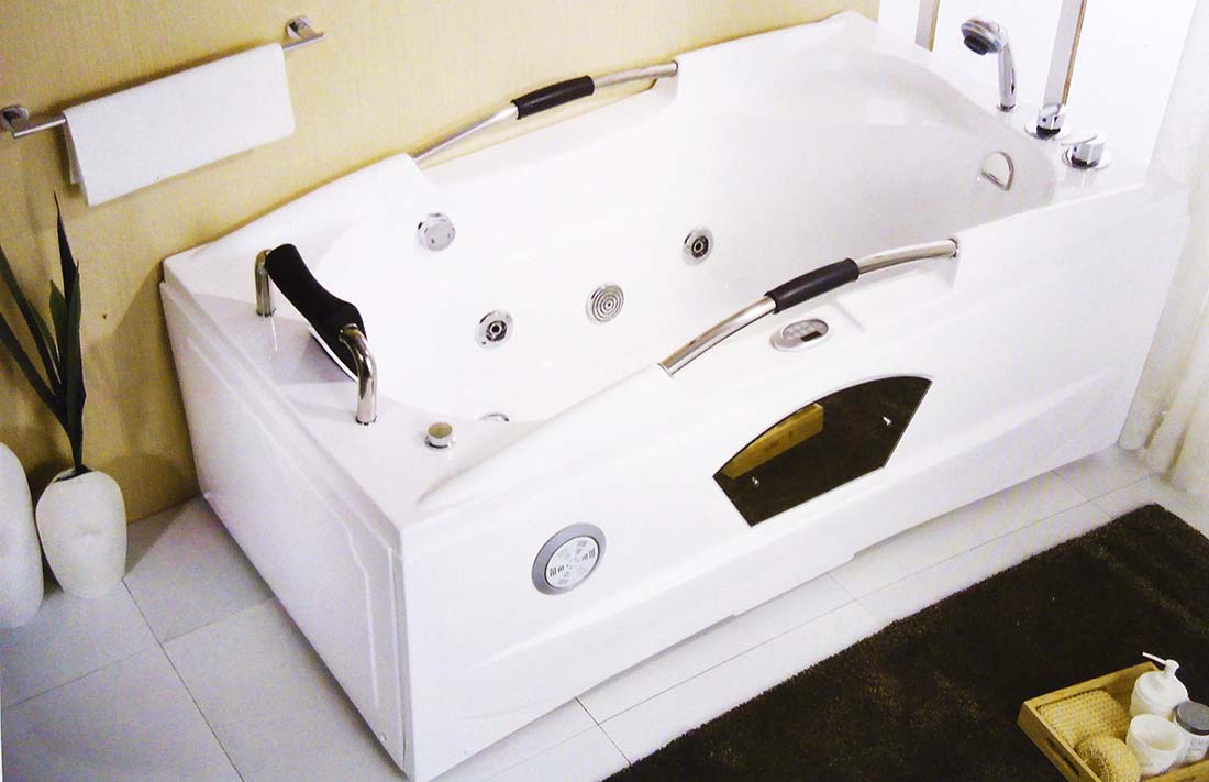 Jacuzzi Bathtub 1 - Frakem